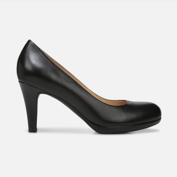 Naturalizer | Shoes | Nib Michelle Pump Size 8w In Black Leather By ...